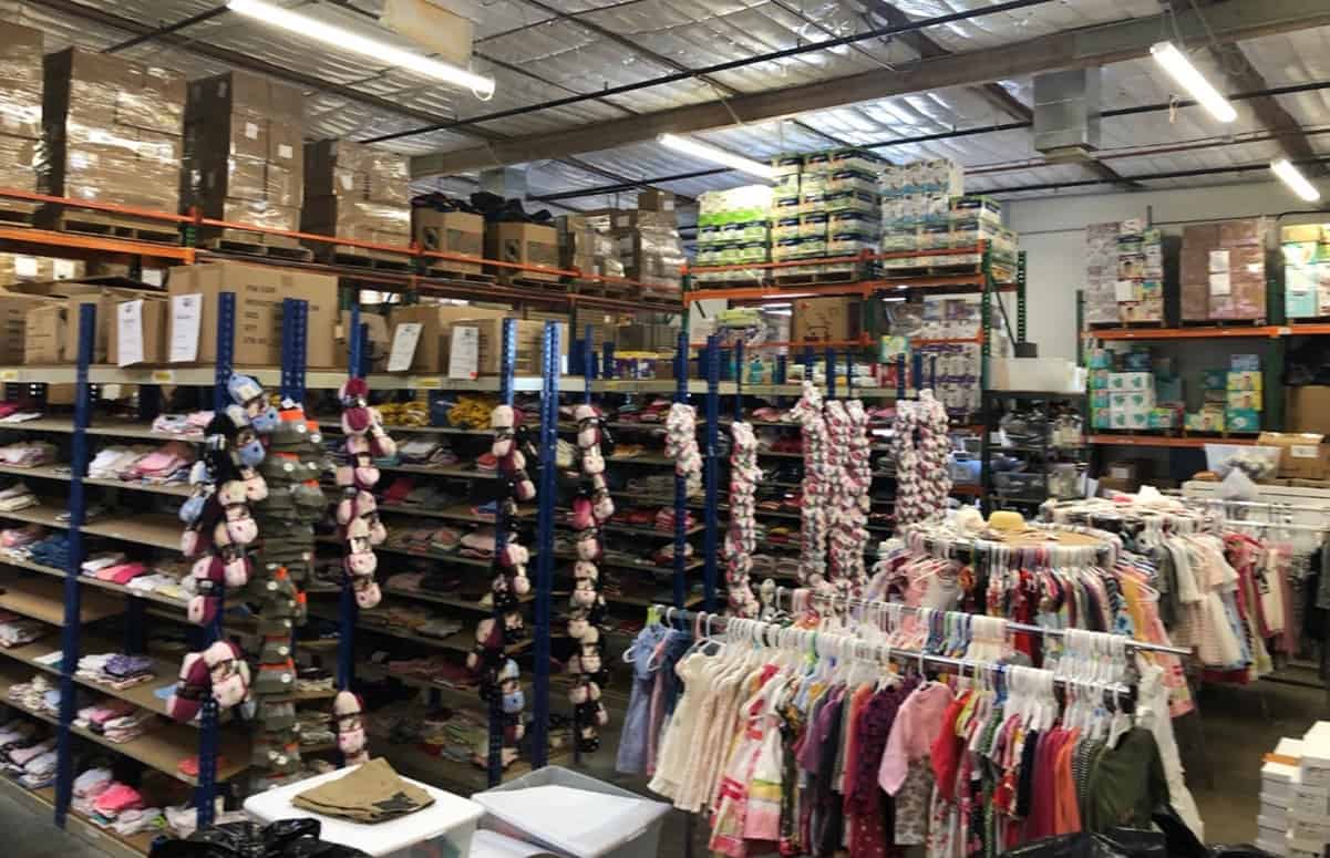 Arizona Helping Hands hosts annual back-to-school drive