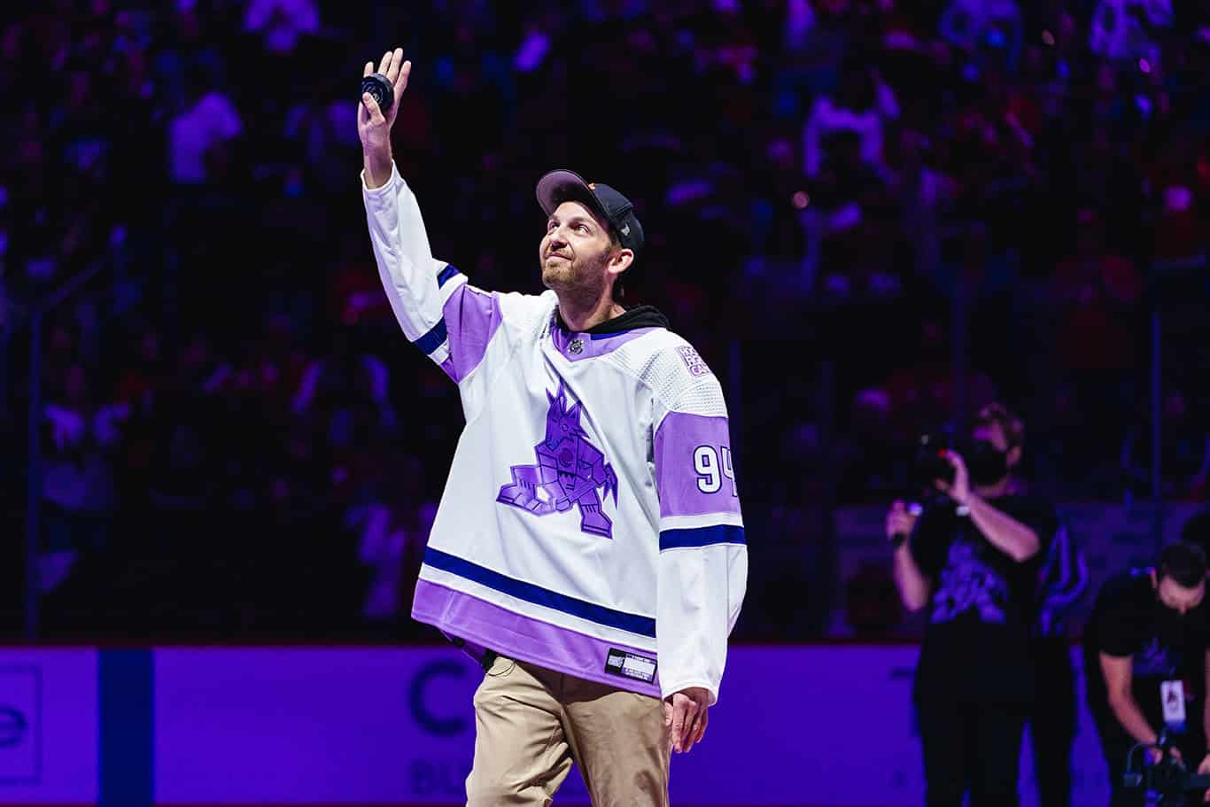 Arizona youth hockey leader Matt Shott honored with posthumous ...