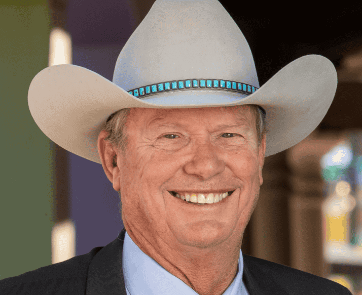 Mesa Mayor Mark Freeman signs National Wildlife Federation’s Monarch ...