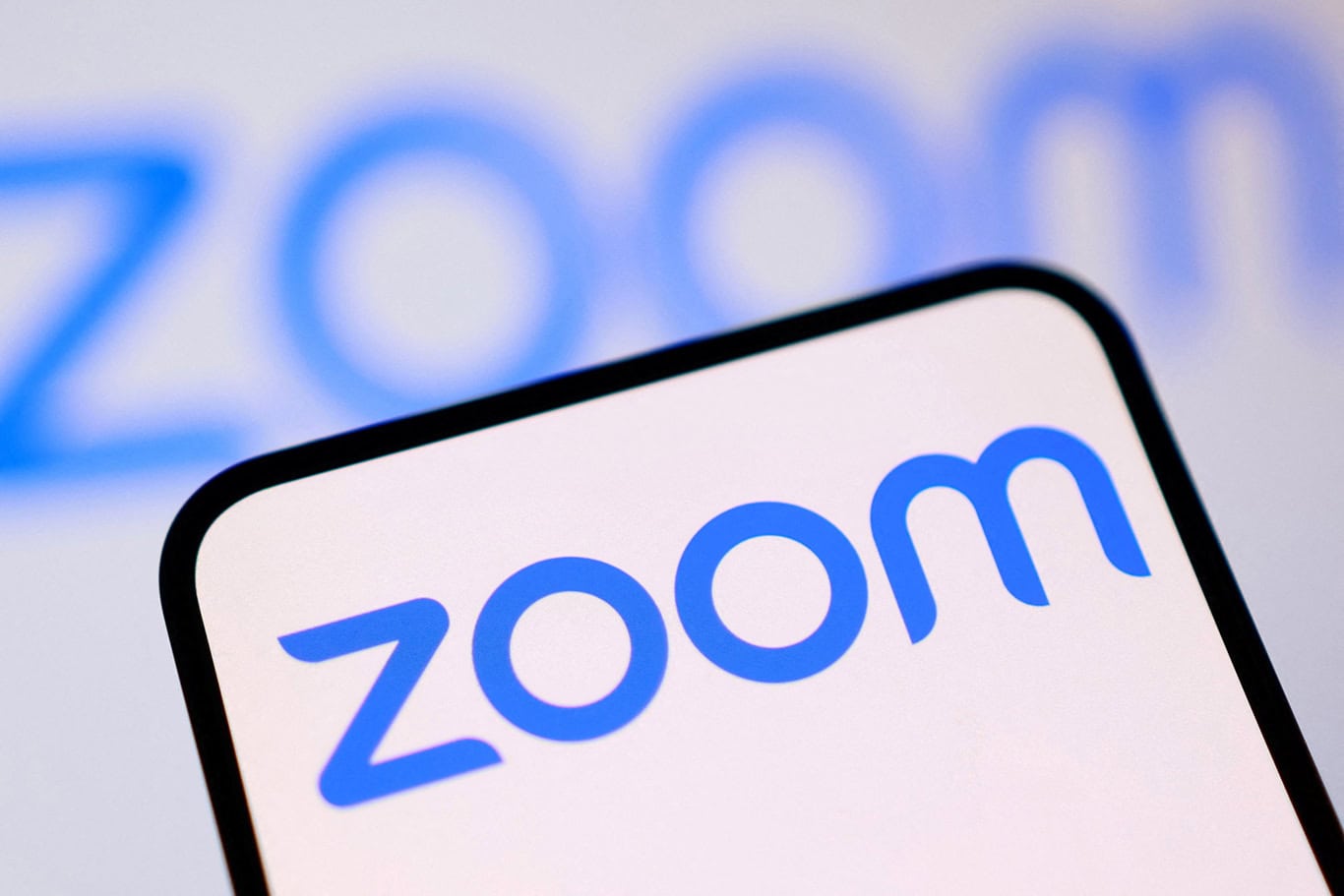 Zoom Communications lifts annual forecasts on robust demand for AI ...