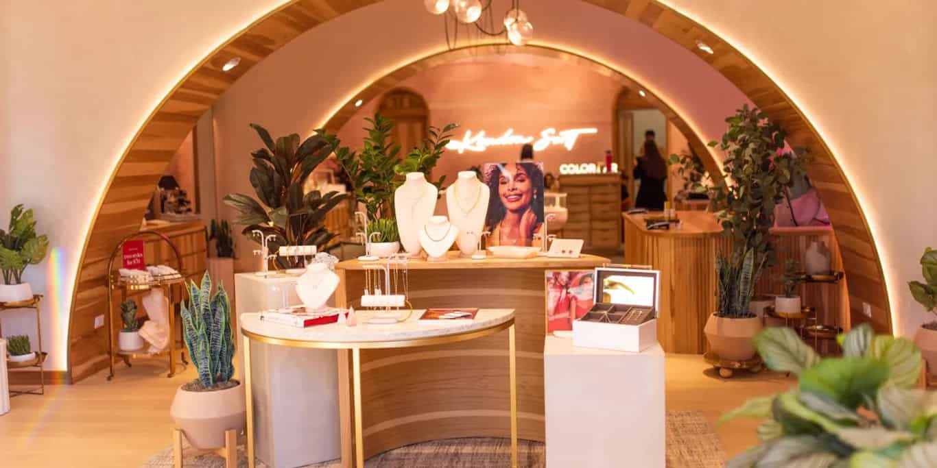 Kendra Scott to open new store at Arrowhead Towne Center in Glendale ...